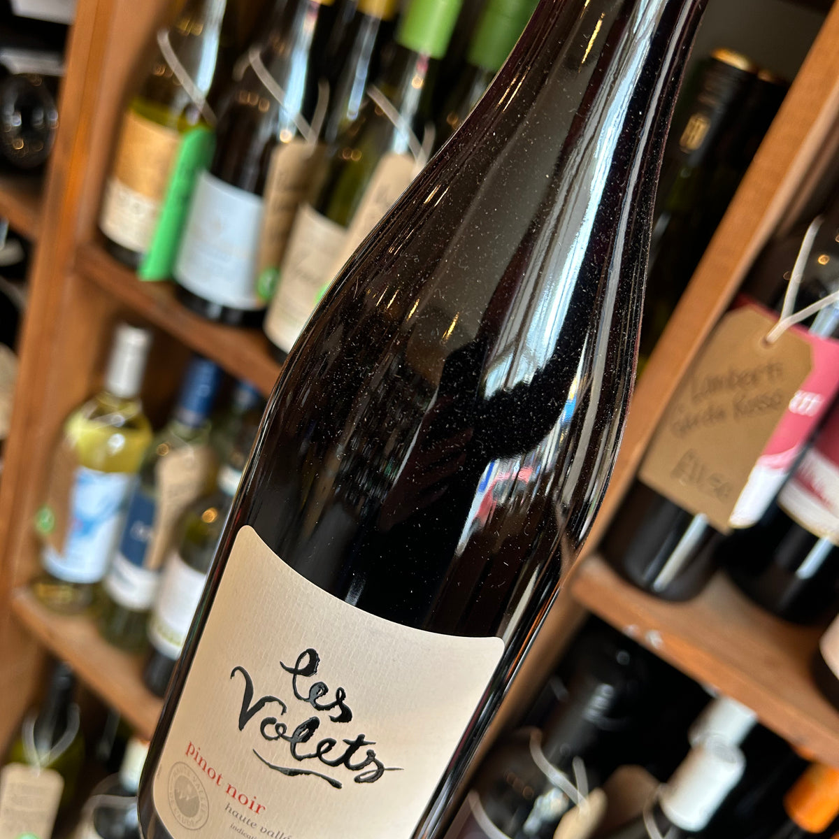 Les Volets Pinot Noir 75cl – St Andrews Wine Company Ltd